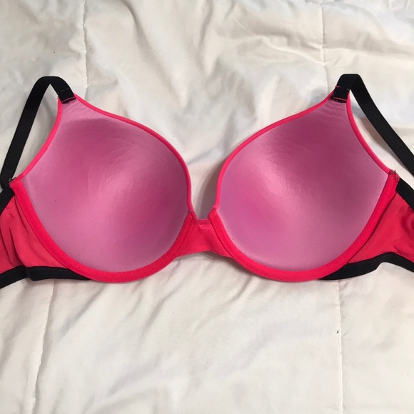 PINK Victoria's Secret | Intimates & Sleepwear | Pushup Bra By Pink ...